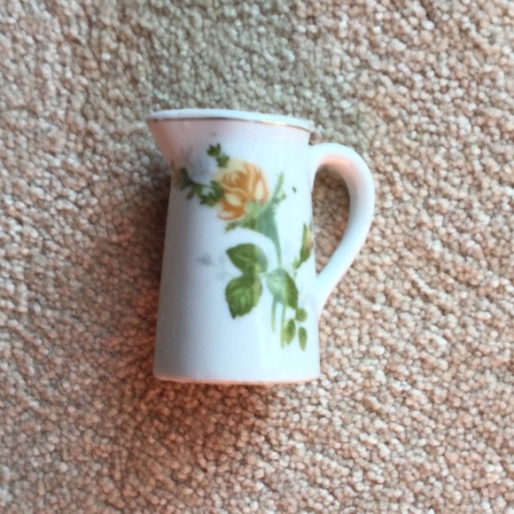 Accents | Vintage Miniature Pitcher Made In Japan Foliage 25 | Poshmark